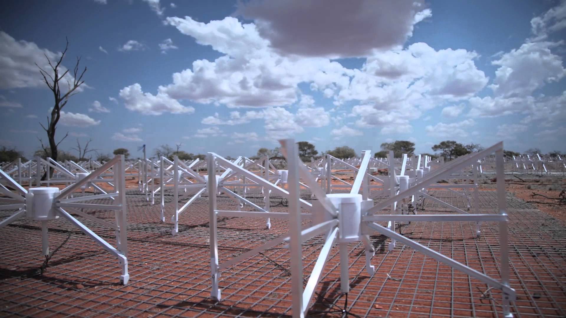 The Big Dish: Scientists and Engineers are completing their designs for ...